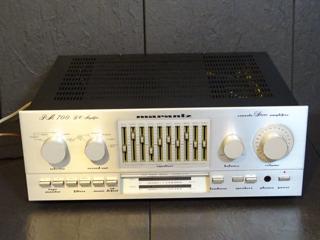 MARANTZ PM 700 DC AMPLIFIER EXCELLENT SERVICED TOP - RetroAudio